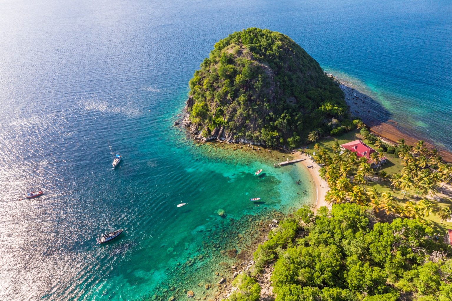 Waar is Death in Paradise opgenomen? Alle locaties onthuld